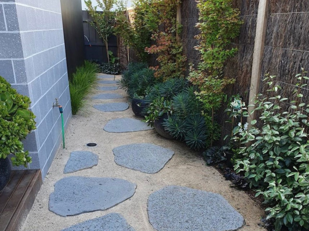 Organic Stone Stepper Suppliers | KHD Landscape Solutions